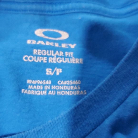 Oakley | Shirts | Oakley Graphic Tshirt | Poshmark